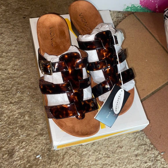 Vionic | Shoes | Brand Vionic Orthaheel | Poshmark